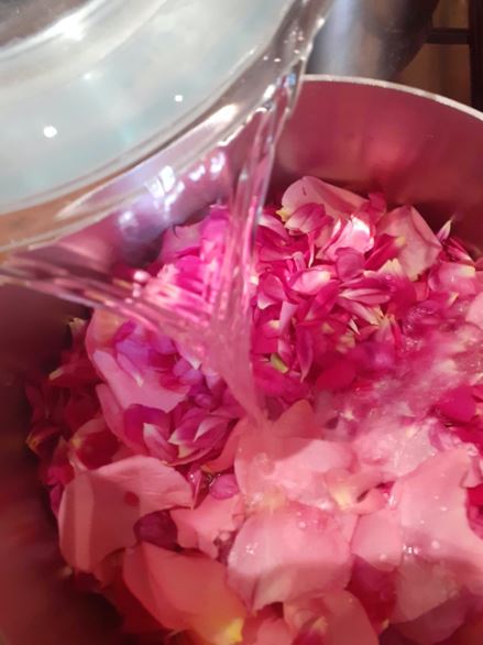 Ma recette de sirop de roses maison facile à faire